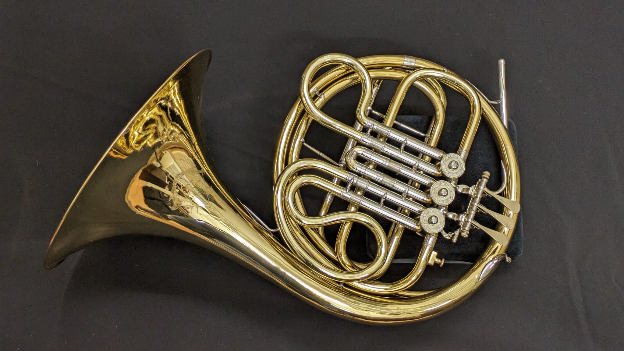 Alexander 94 single F | Woodhead Horns