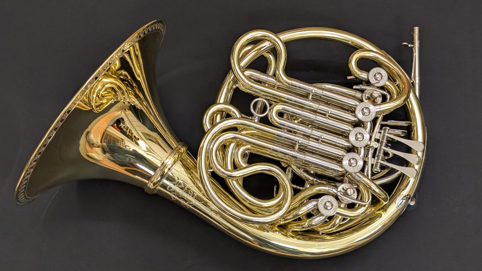 Schmid Full Triple | Woodhead Horns