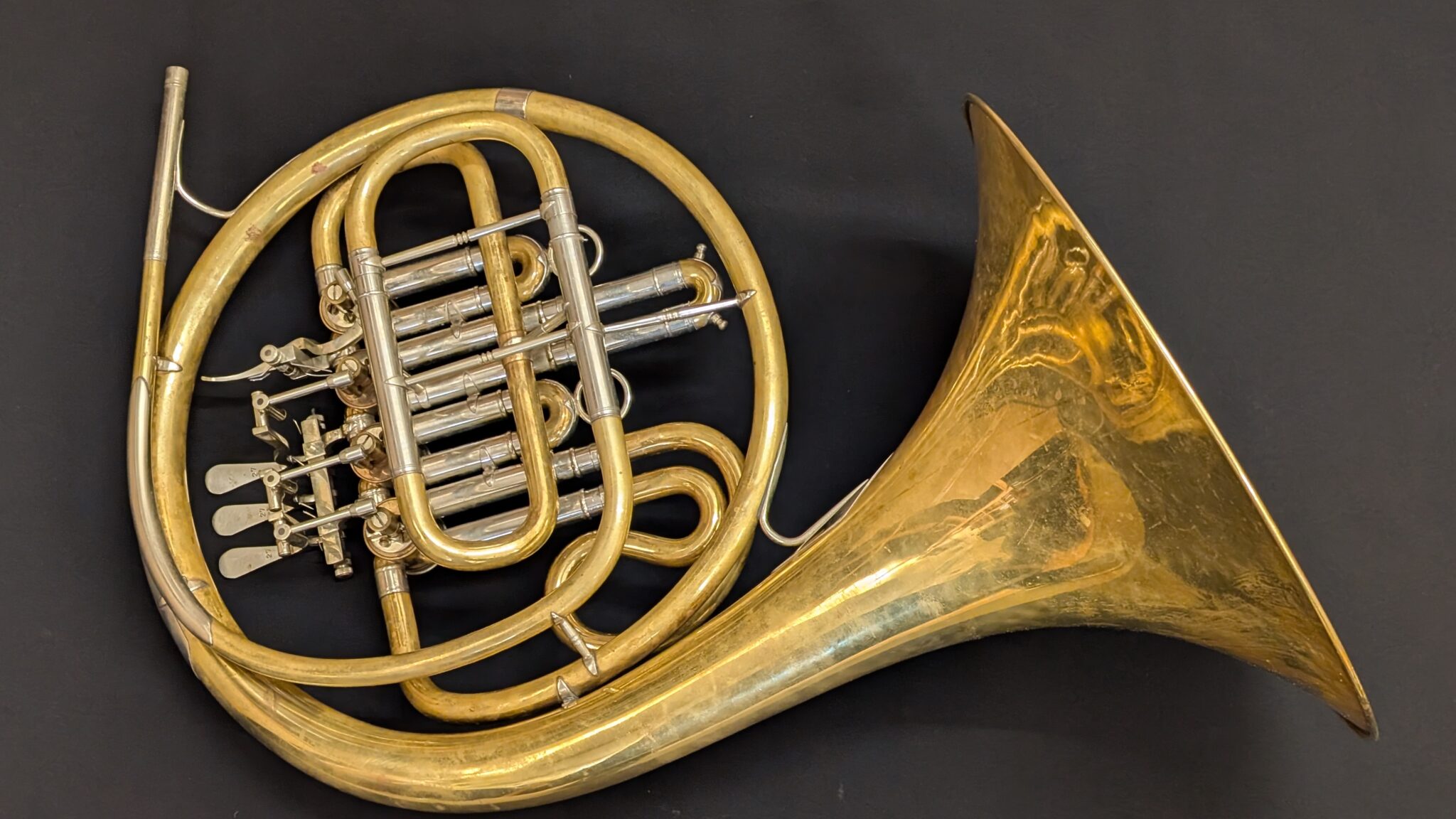 Alexander 90 | Woodhead Horns